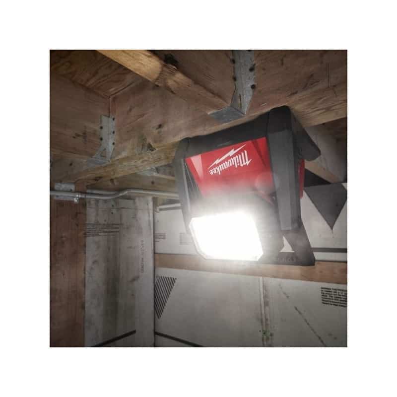 Projecteur chantier 4000 lumens M18 HOAL-0 Milwaukee 4933478118